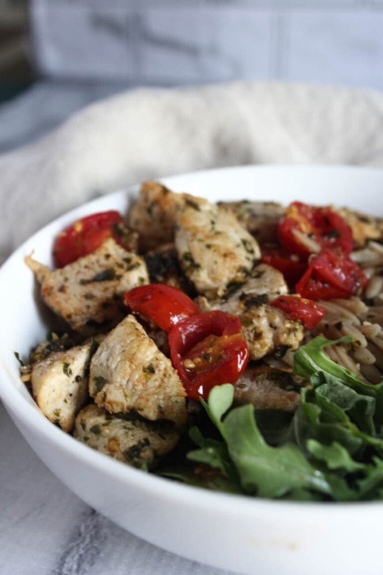 Pesto Chicken Bowls, 5 Ingredients, 1 Skillet